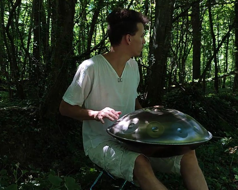 Handpan : origine, bienfaits, histoire et guide complet